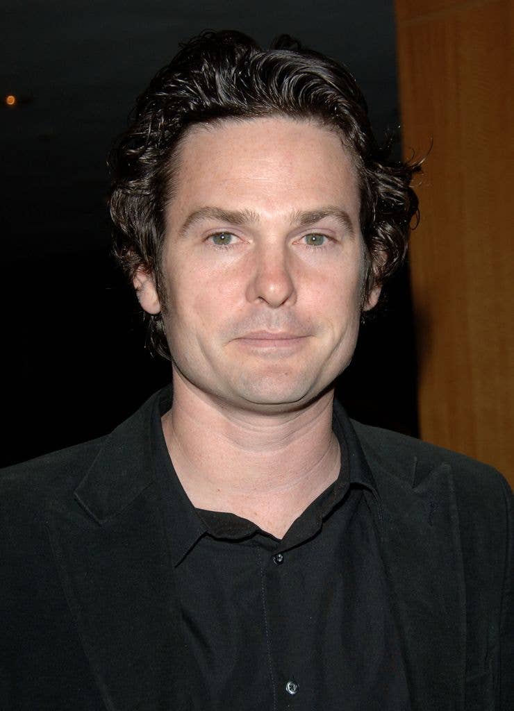 What happened to ET the Extra-Terrestrial star Henry Thomas after the ...