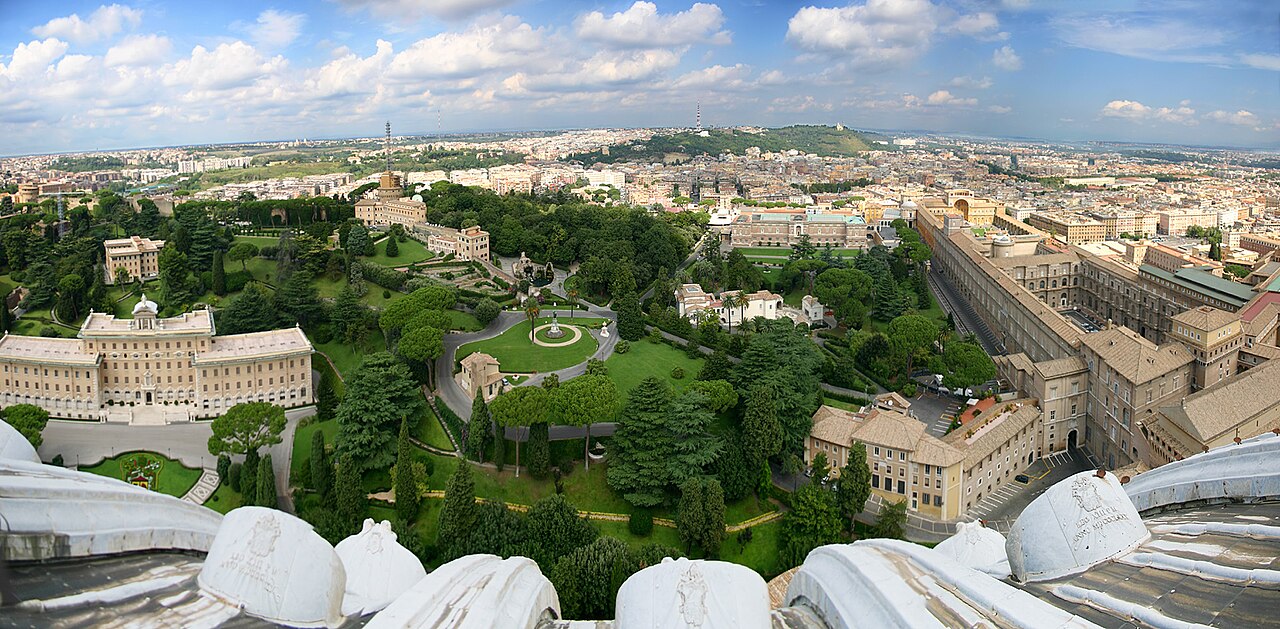 What actually happens at the Vatican when a pope dies — the 9 specific ...