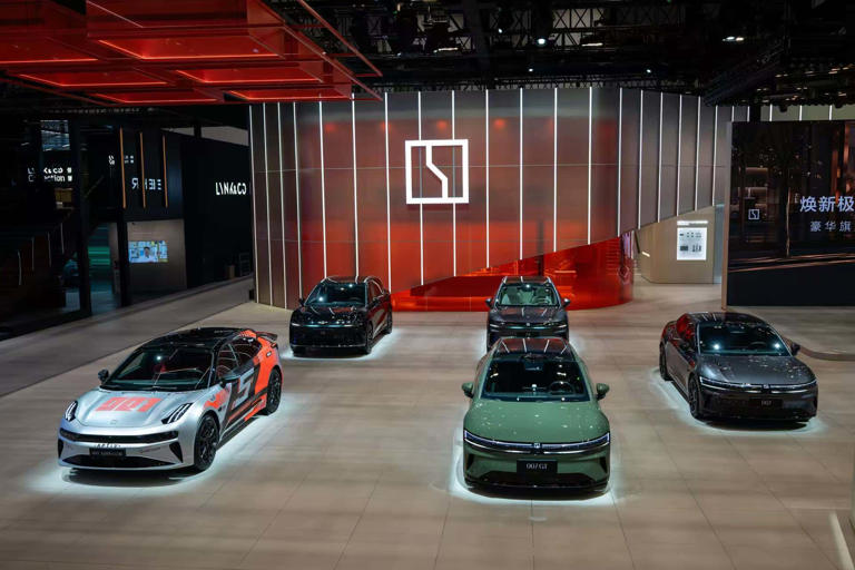 Η πλήρης premium γκάμα της Zeekr εντυπωσιάζει στην Auto China 2026 στο ...