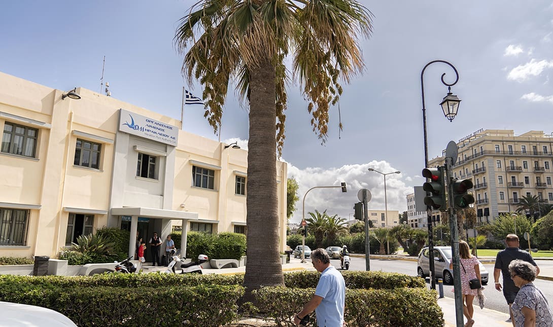 Ηράκλειο: Ποδαρικό στον Μάη με… αυξήσεις στο πάρκιγνκ του λιμανιού