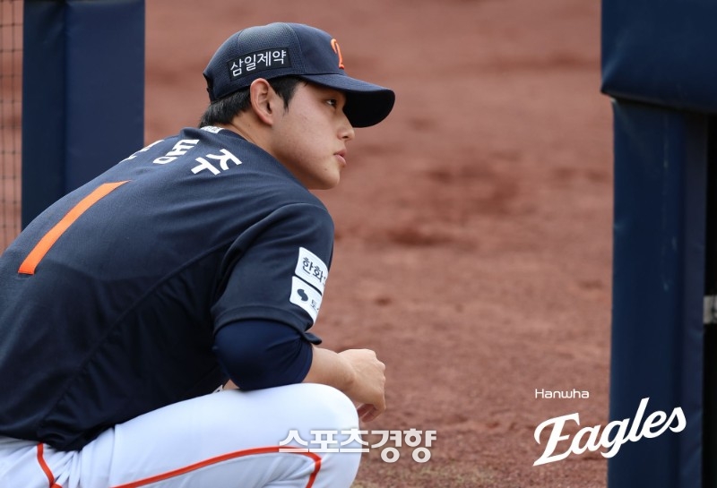 [오피셜] ‘한화 비상’ 문동주까지 수술대에 오른다, 오른 어깨 관절 와순 손상 진단 받아 수술 불가피