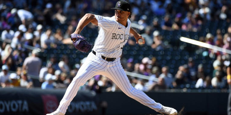 Cubs claim brother of All-Star pitcher from division rival