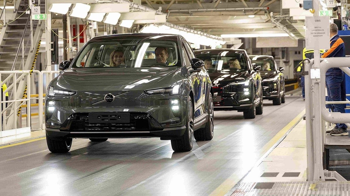 Volvo: Η νέα εποχή παραγωγής μειώνει την εξάρτηση από προμηθευτές