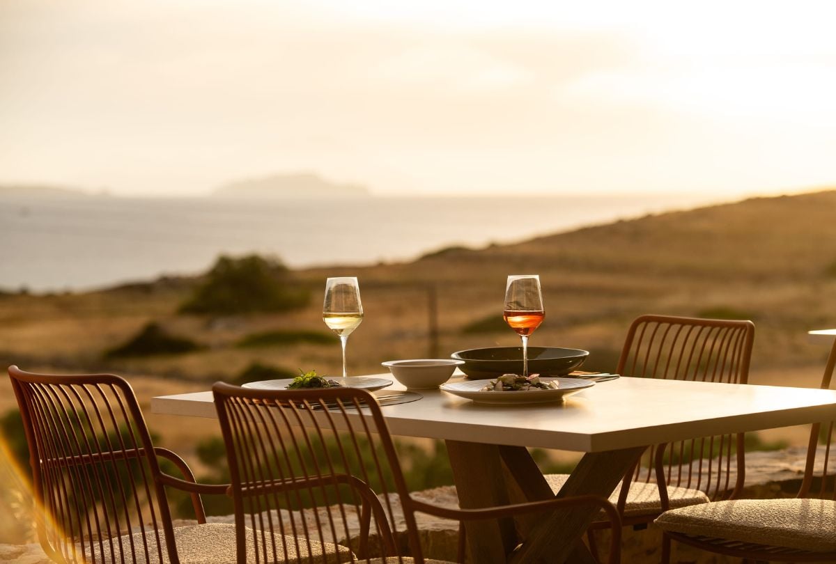 Μέρες και νύχτες γαστρονομίας στο Amoni Restaurant της Κιμώλου