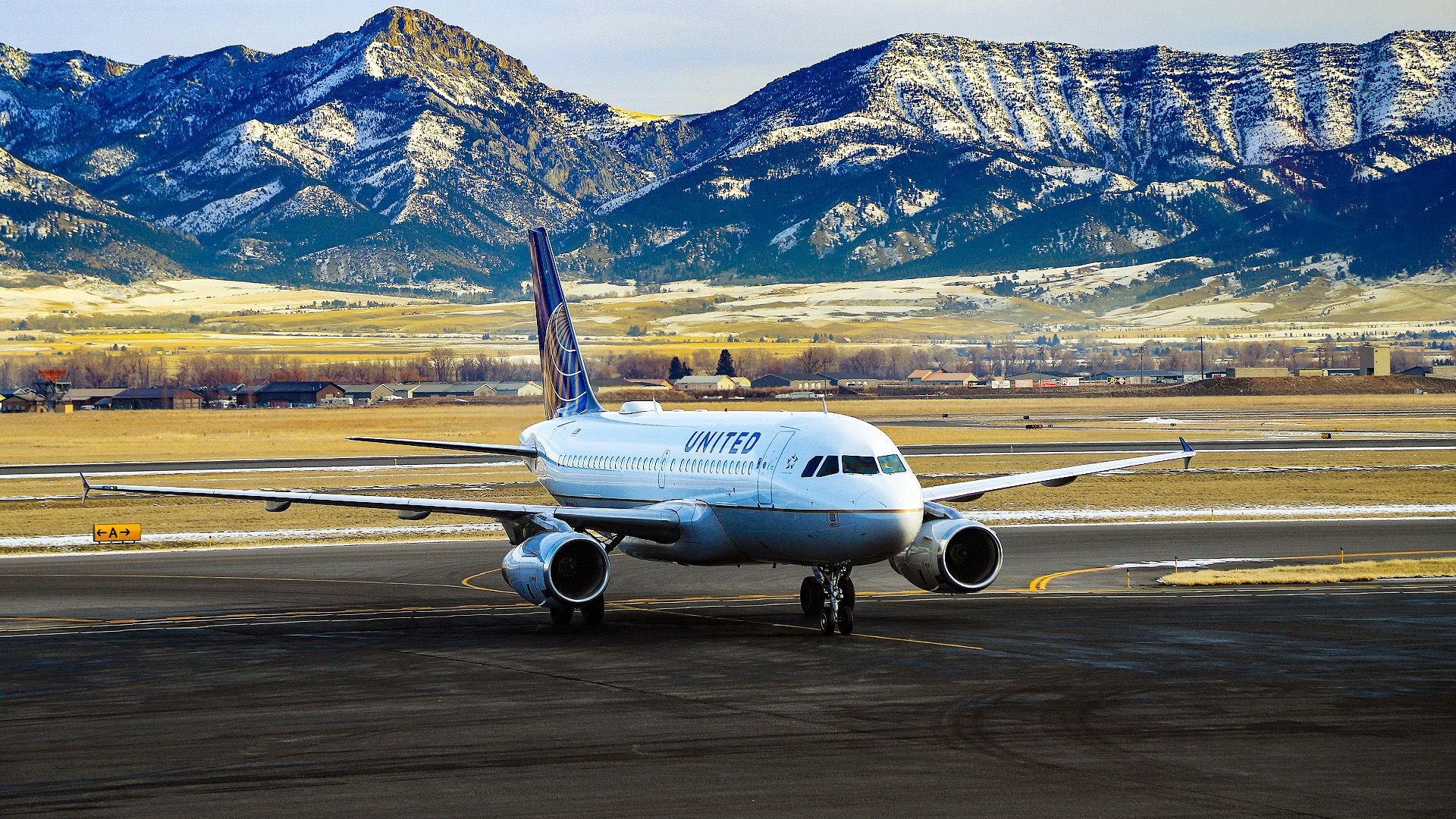 Planning a Yellowstone road trip? The flight you pick to get there ...