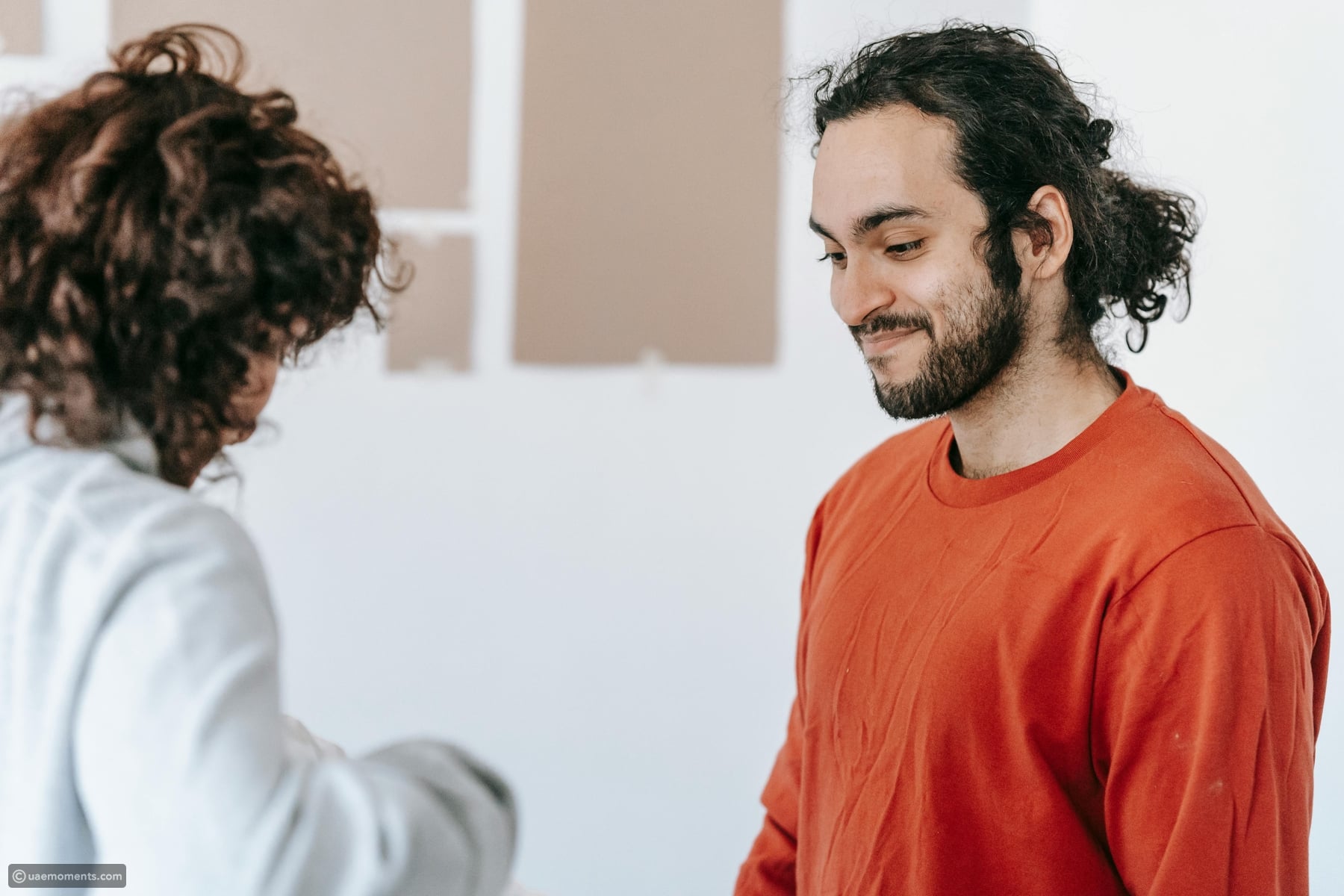 8 phrases people with true class always say (and what they mean)