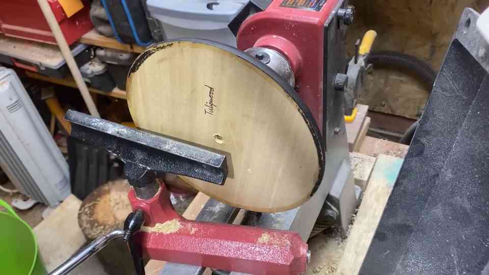 Turning an eyeball bowl with resin inlay