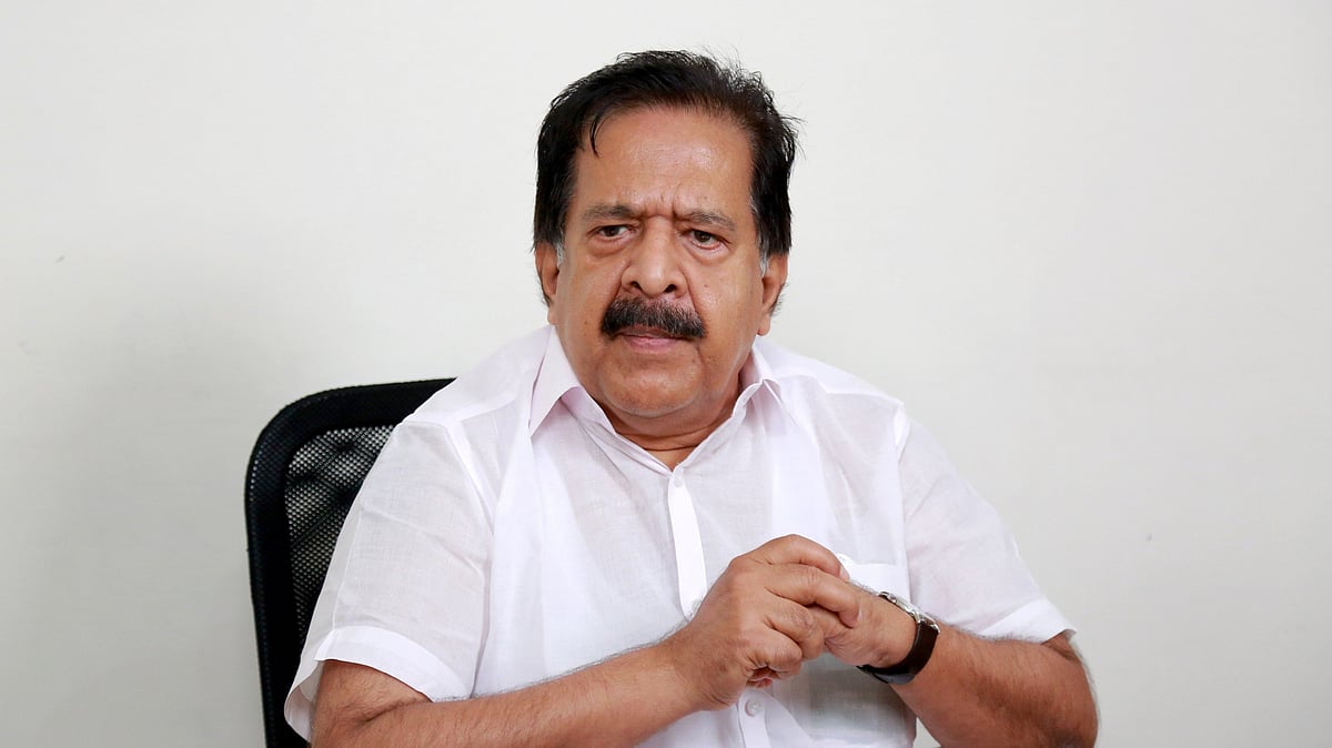 Supporters leave Ramesh Chennithala's residence disappointed as ...