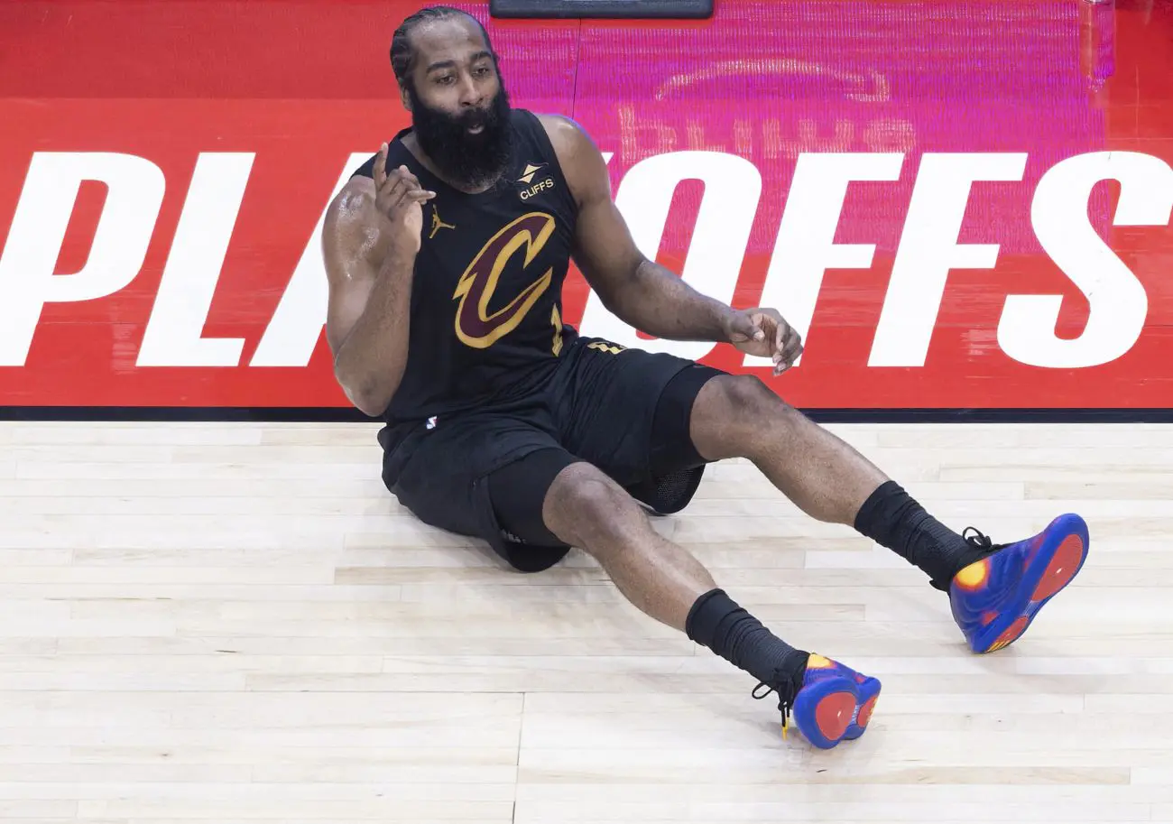 Harden infinito, Cleveland rimonta Detroit e vince all’overtime: è 3-2 ...