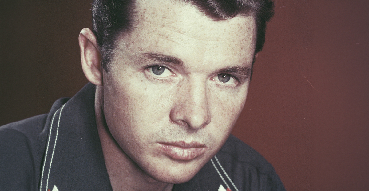 After earning every combat award available in WWII, Audie Murphy ...