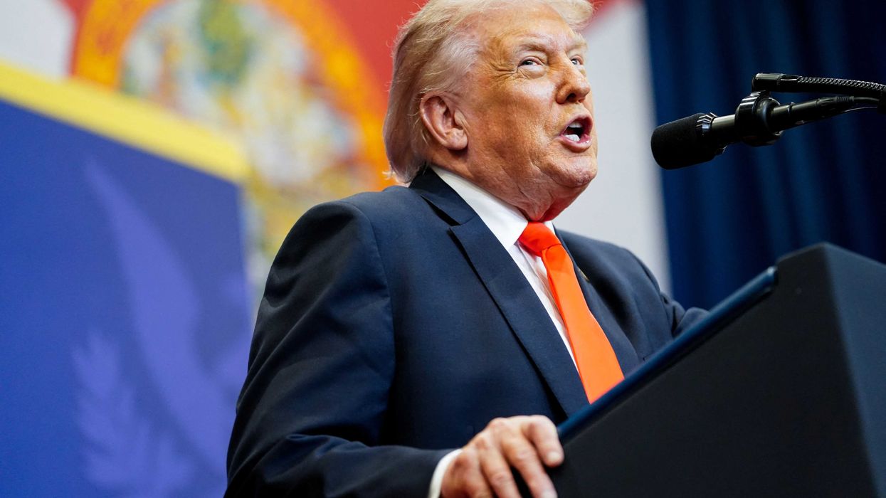 Trump digging himself into an even deeper hole: ex-GOP strategist