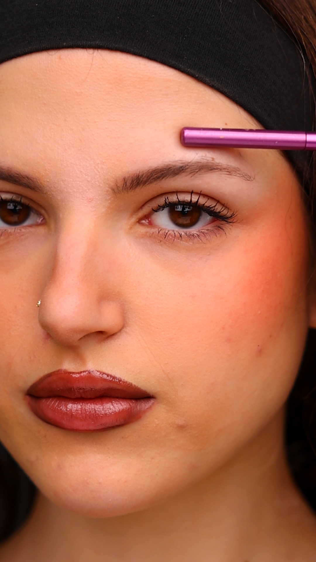 Perfect eyeliner using only a Q-tip