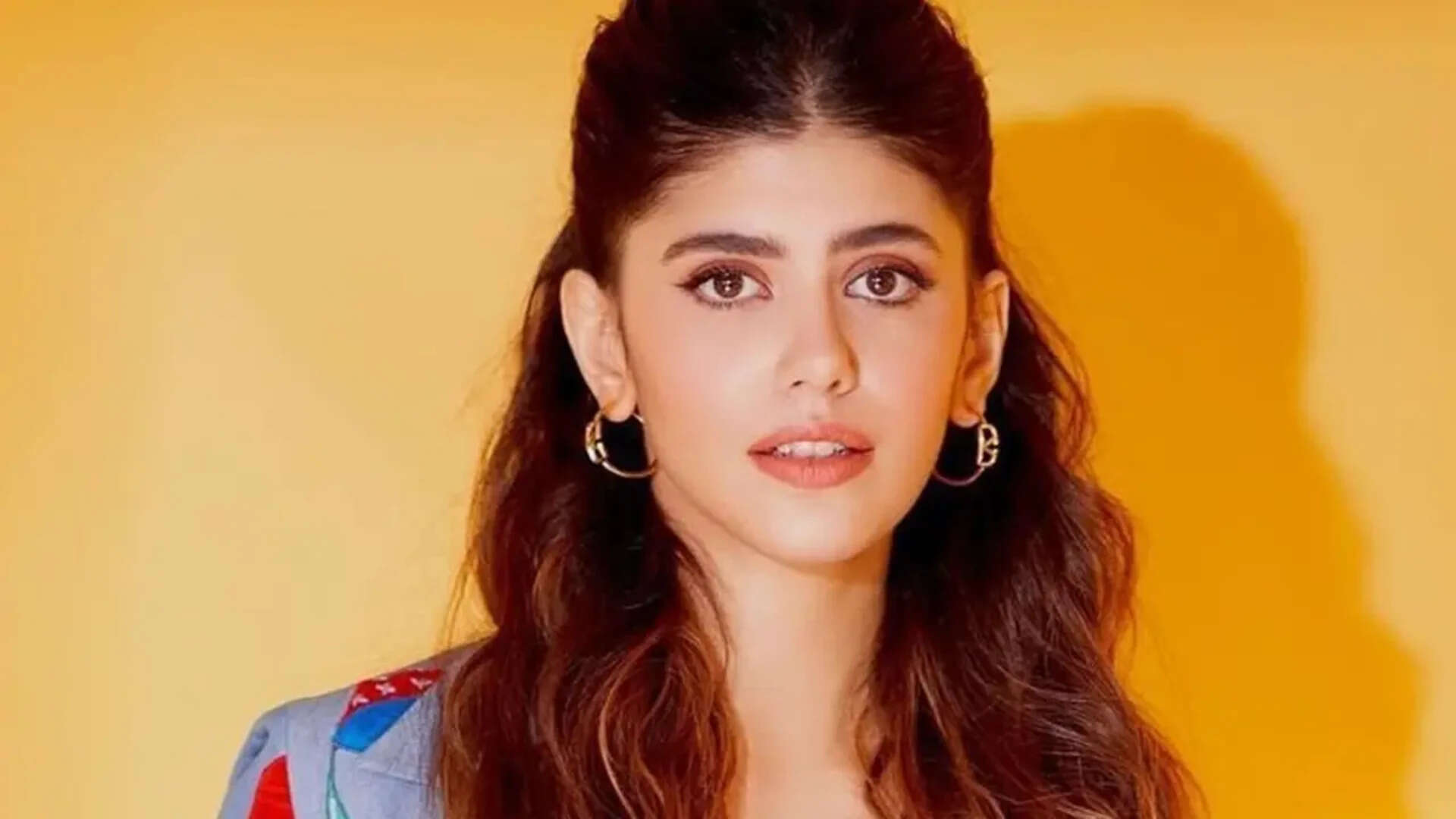 Sanjana Sanghi confirms Ratna Pathak Shah, Dia Mirza, Fatima Sana ...