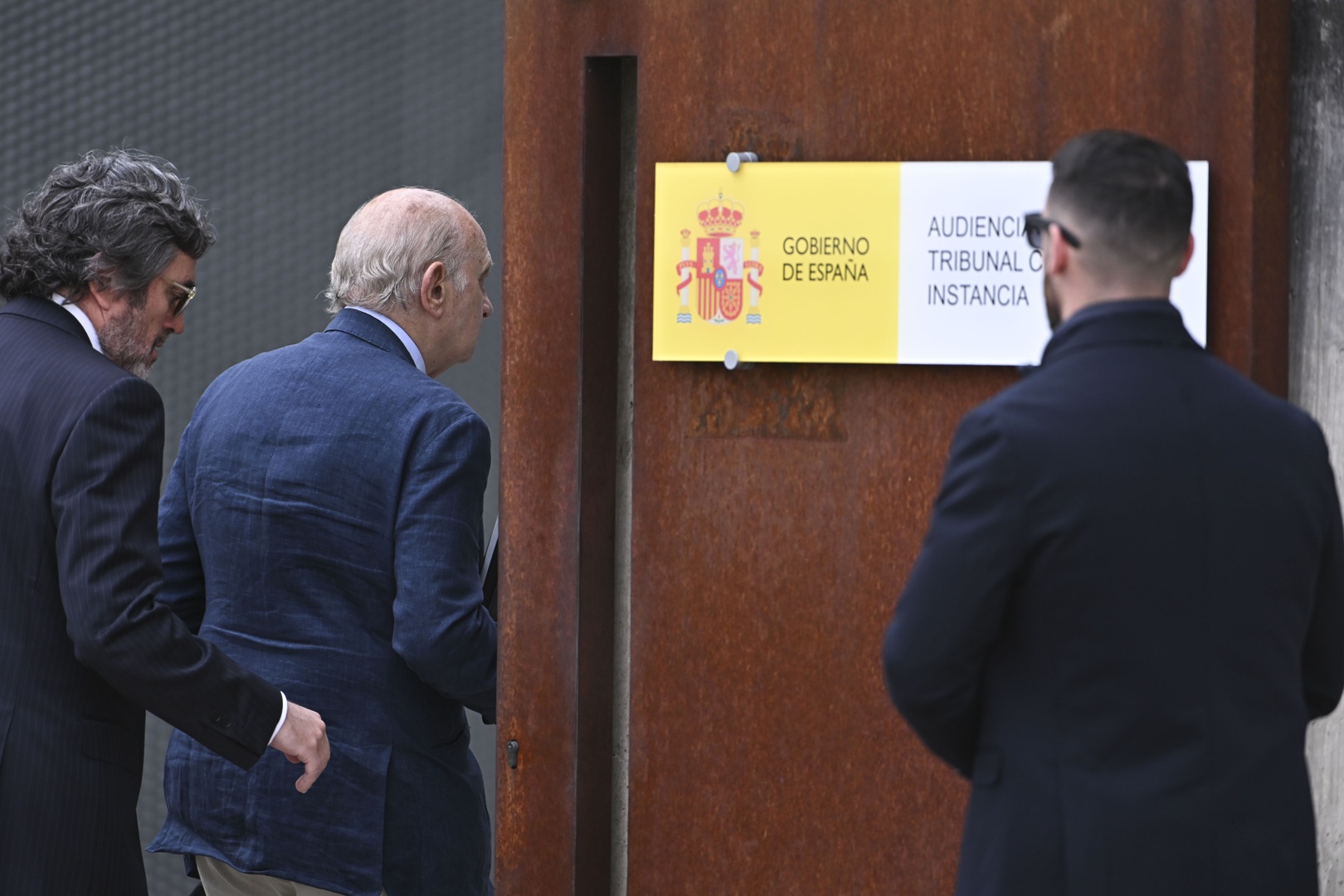 El exdirector del CNI niega que el centro interviniera en Kitchen ...