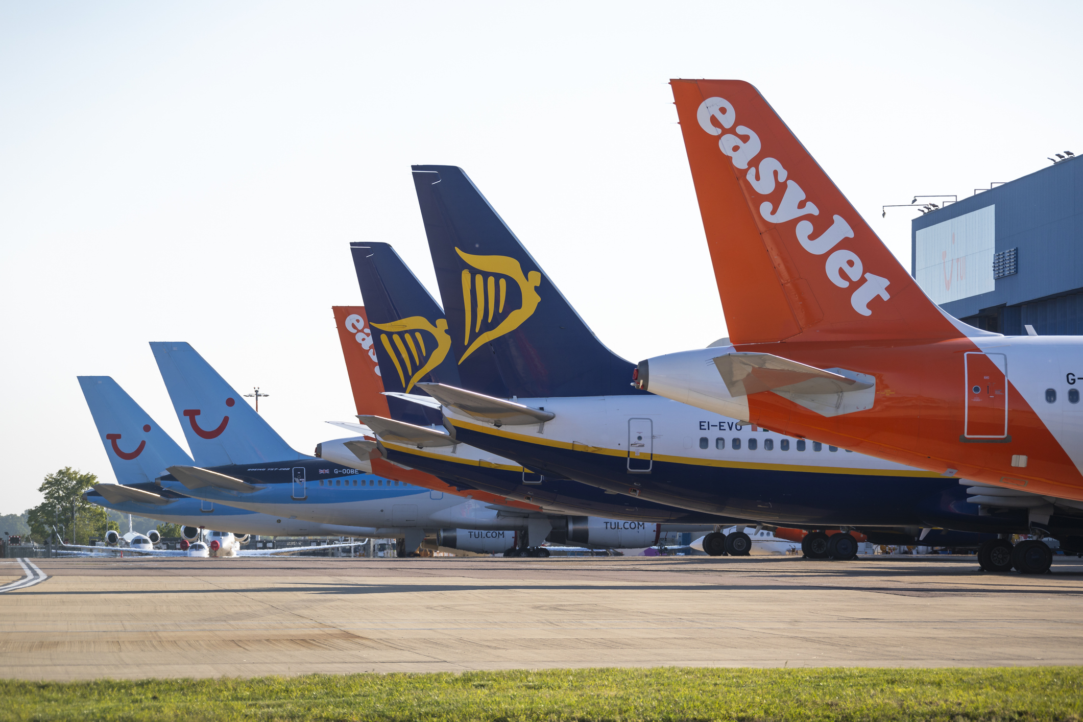 All the airlines cancelling flights due to jet fuel crisis