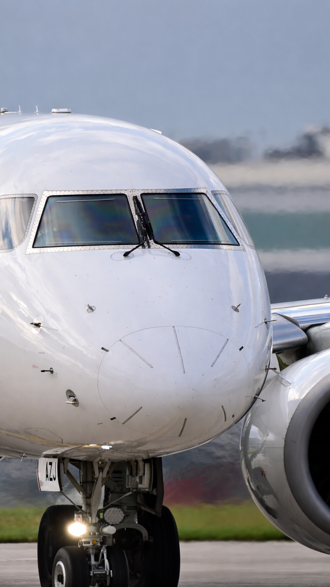 Listen to this jet engine at full thrust