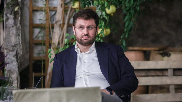 Ζαχαριάδης στα Παραπολιτικά 90,1: "Είναι αναγκαίο να υπάρξει ...