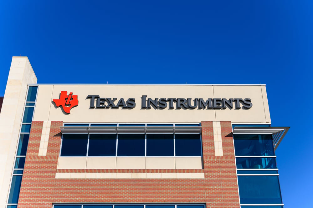 Texas Instruments stock posts near-perfect momentum with 62% YTD gain ...