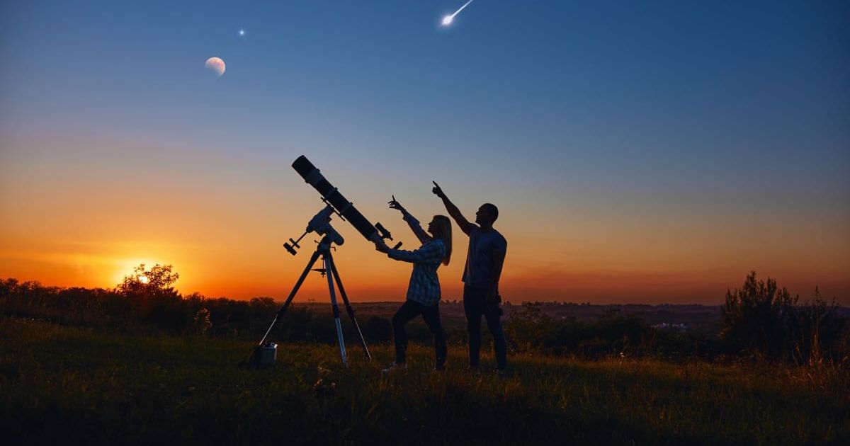 Three planets will grace the evening sky in May—here's all you need to know