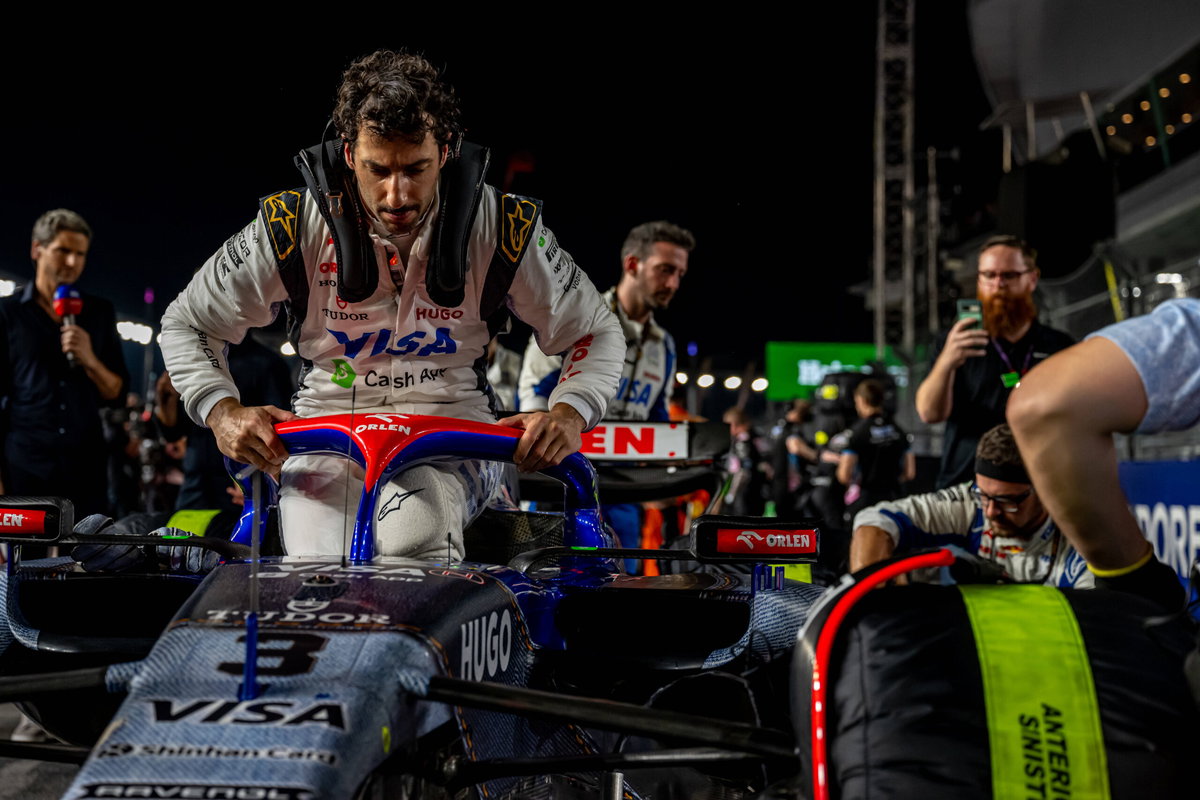 10 times Formula 1 podiums turned into unforgettable tearjerkers