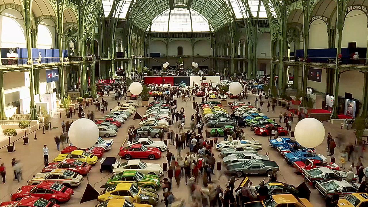 Classic car exhibition opens in Paris featuring over 200 vintage racing ...