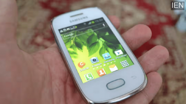 Why has Samsung stopped making small phones? The answer lies in your ...