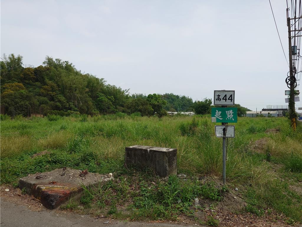 公墓遷了變垃圾場? 燕巢11里長怒吼：別把壞東西都丟這