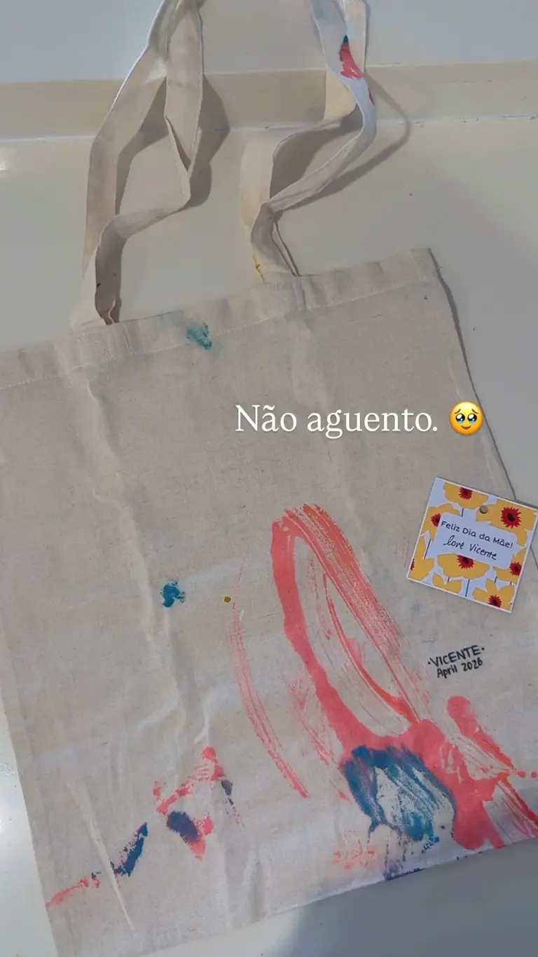 Não aguento: no Dia da Mãe, Maria Botelho Moniz emocionada com presente ...