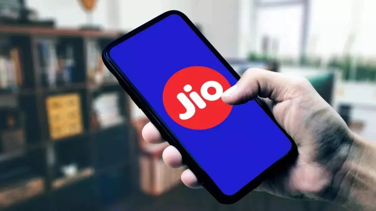 Jio introduces new 4G feature phone plans: Check prices and benefits