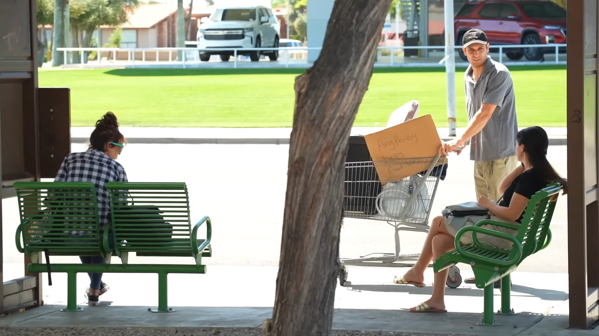Man with nothing steps in to pay rent for families in need