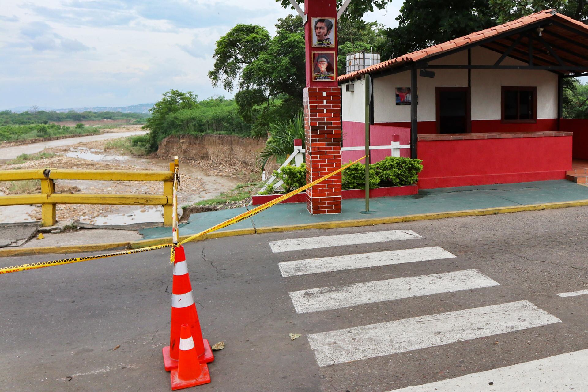 Un puente fronterizo entre Venezuela y Colombia fue cerrado por ...