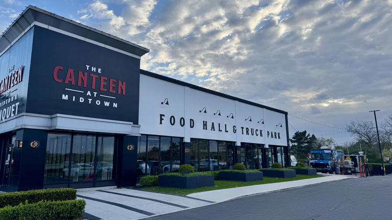 Food halls see success in suburbs, report finds