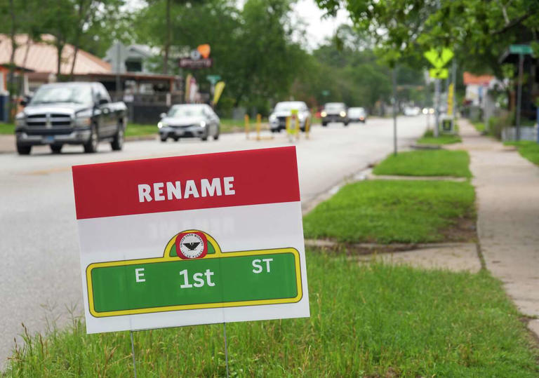 Renaming Cesar Chavez Street could cost Austin up to $1.2 million. Who ...