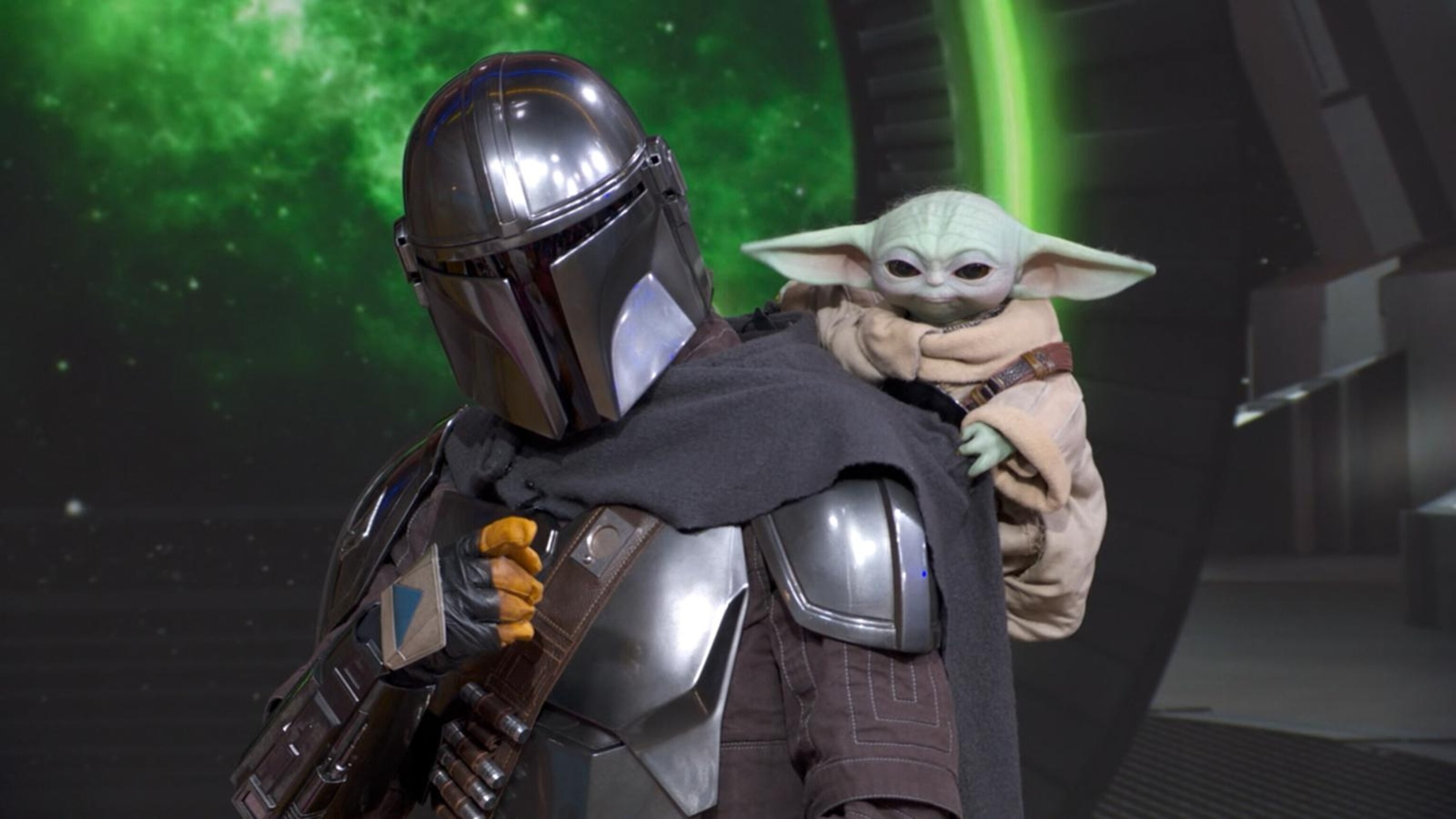 Sneak peek at 'The Mandalorian and Grogu'