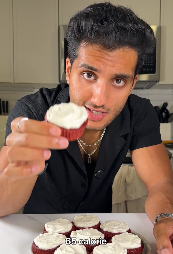 65 calorie red velvet protein cupcakes high protein low calorie dessert ...