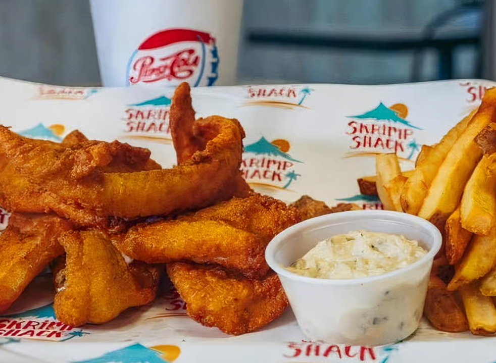 6 best golden-fried flounder platters at seafood chains
