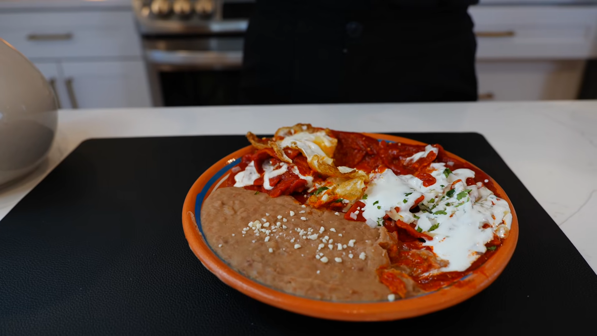 How to make easy chilaquiles rojos on a budget