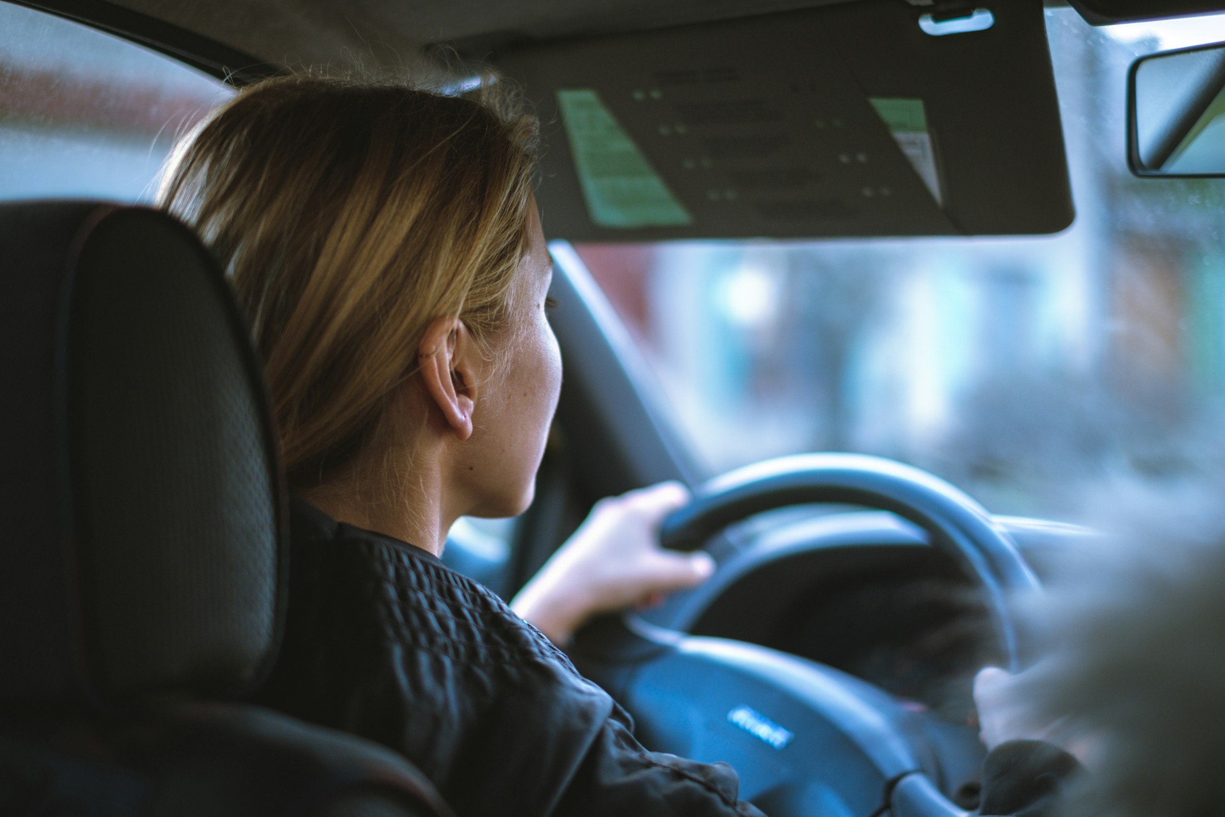 Pregnant taxi driver takes a homeless man to the hospital — next ...