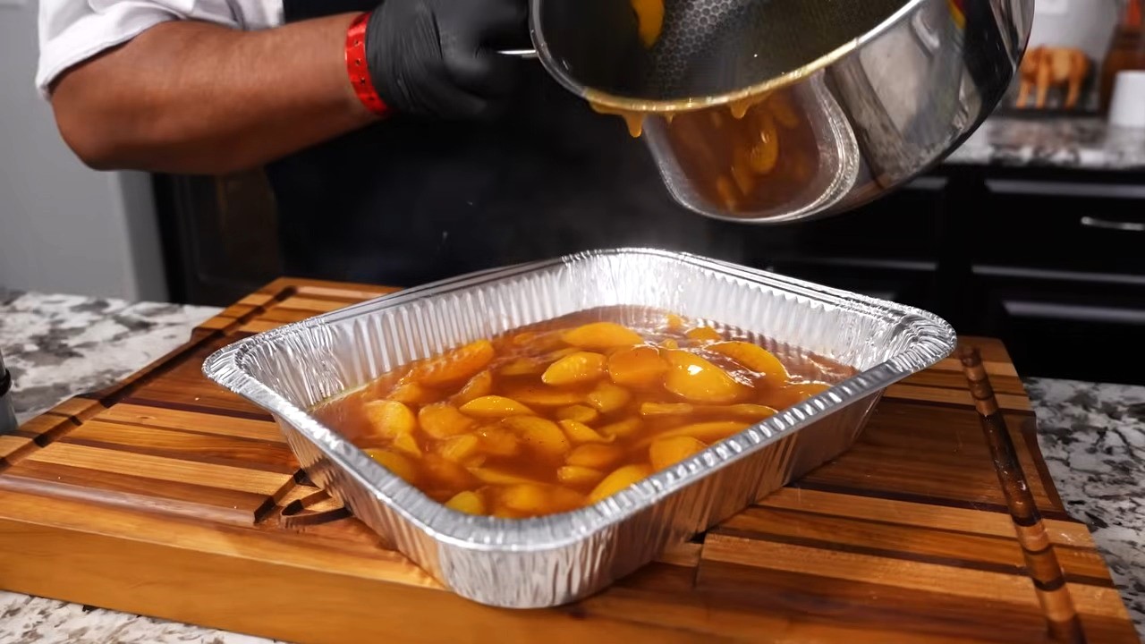 Simple homemade peach cobbler recipe