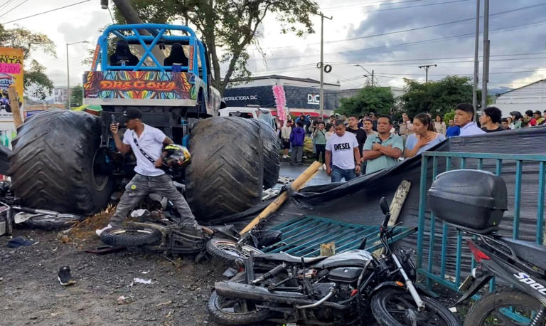 Monster truck crashes into crowd in Popayan, Colombia, killing two