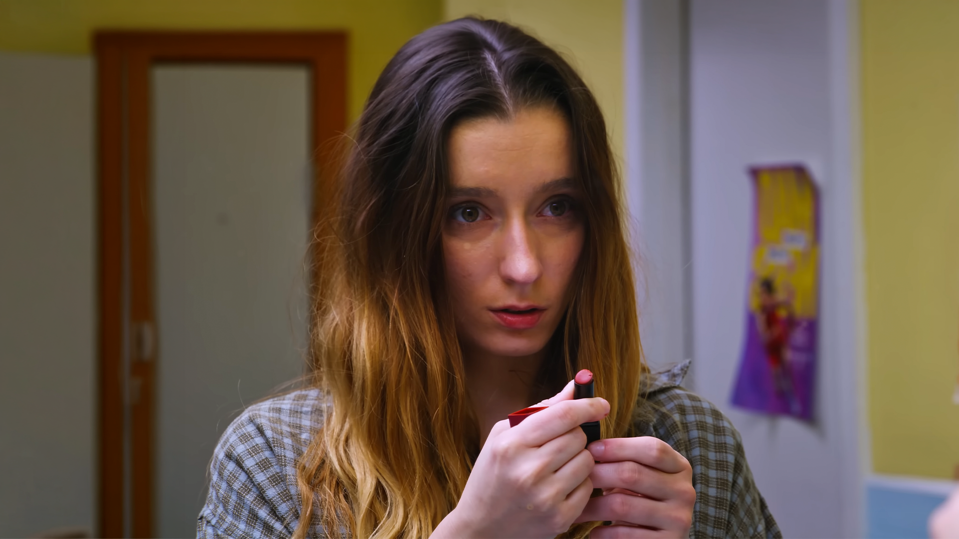 Ugly girl gets revenge on 5 pretty girls