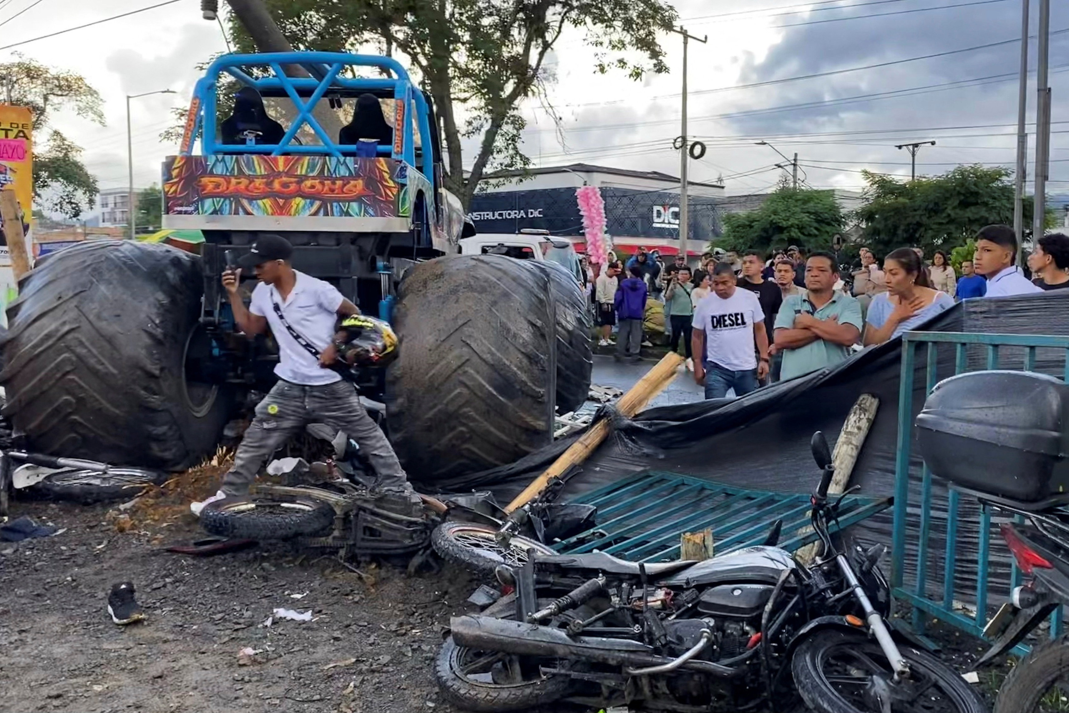 Monster truck crashes into crowd in Popayan, Colombia, killing two