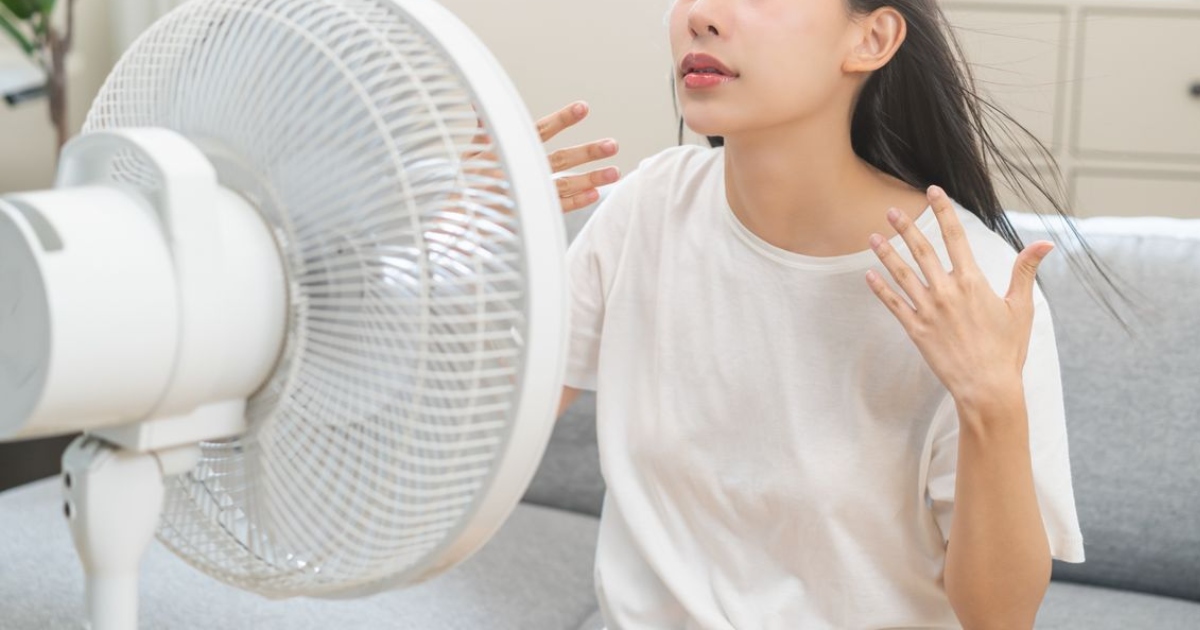 Can electric fans still cool you when temperatures are high?