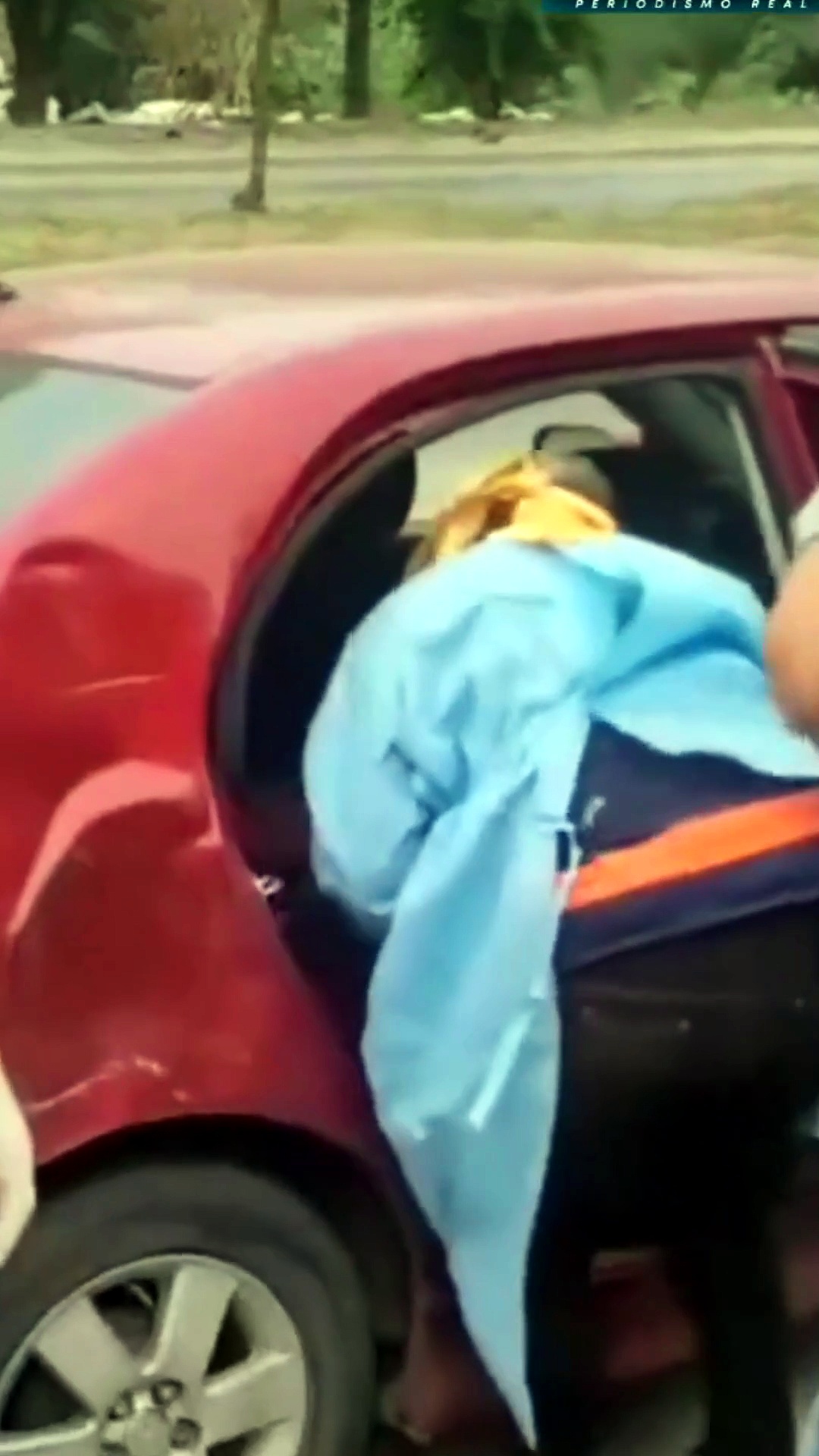 Hondureña no llegó al hospital y dio a luz en carro en SPS