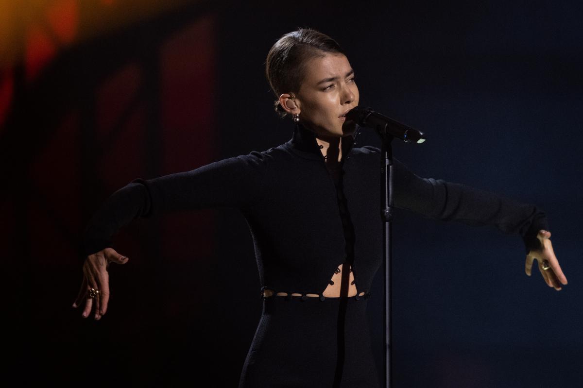 Schock nach „Sing meinen Song“: Frida-Gold-Sängerin mit Hirnblutung im ...