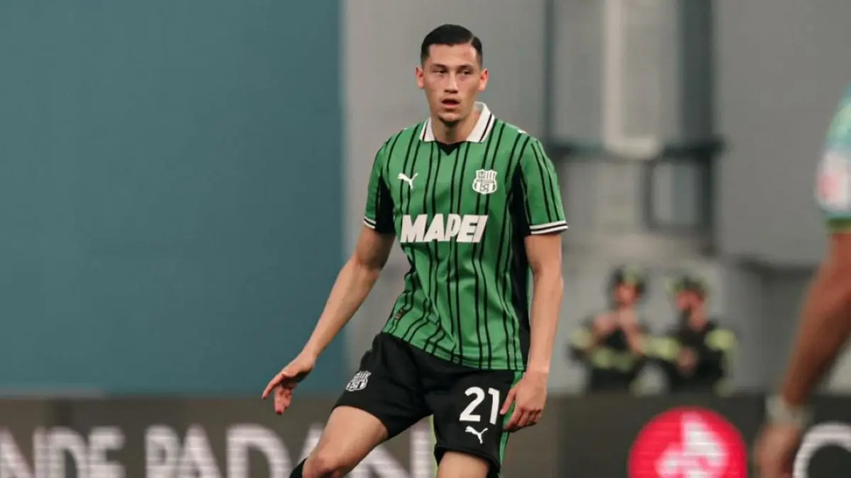 Kemenangan Sassuolo atas AC Milan dibayar mahal: Jay Idzes cedera ...