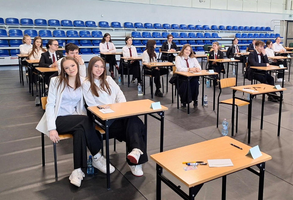 Matura w II LO w Tomaszowie 2026. Maturzyści pisali egzamin dojrzałości ...