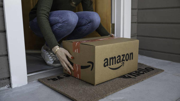 Amazon's $31 reef sandals are comfortable and perfect for summer