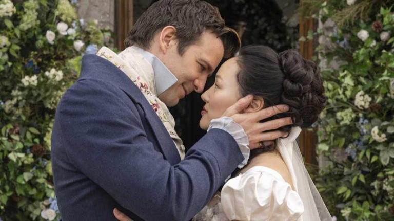 'Bridgerton' fans are convinced Yerin Ha & Luke Thompson are secretly ...