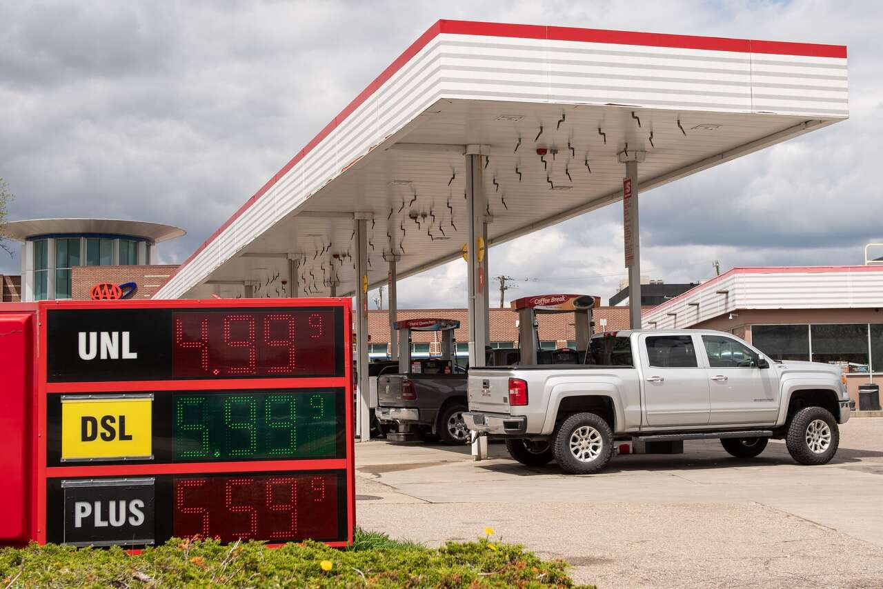 Michigan gas prices jump 85 cents in a week, nearing $5 a gallon